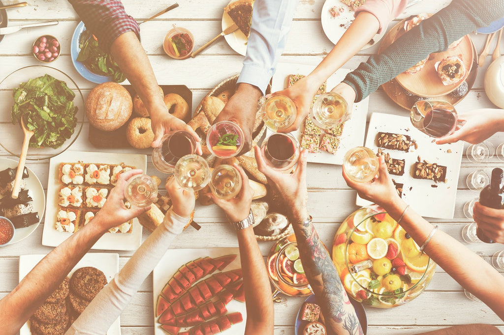 12 TIPS TO EAT HEALTHIER WHEN EATING OUT | Tropeaka