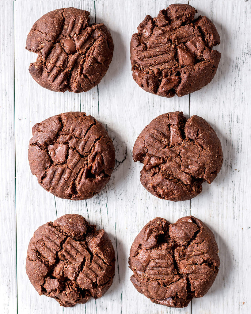 GF DOUBLE CHOC COOKIES | Tropeaka.co.uk